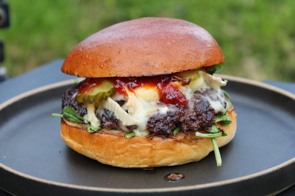 Olly’s Ultimate British BBQ Burger: A Gastronomic Ode to Quality Beef ...